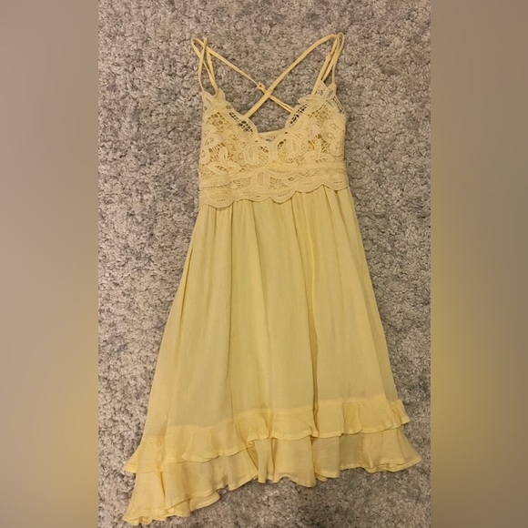 Listicle | Dresses | Yellow Sundress | Poshmark